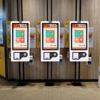 China Capacitive Touch 10 Point Self Ordering Kiosk 1920X1080 Resolution Android/Win7/8/10 for sale