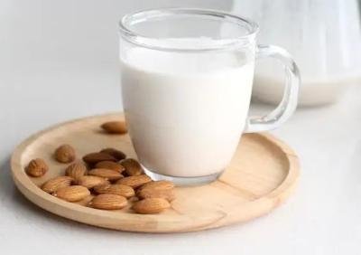 China HALAL Packaged Healthy Food Sugar Free Almond And Oat Milk for sale