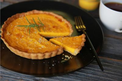 中国 OEMのフルーツの味のパイのティー ブレークのケーキを共有する党のための柔らかいケーキのクッキー 販売のため