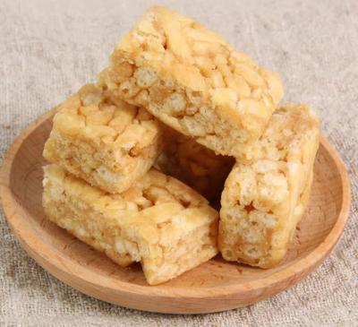 中国 まるごと朝食 もちもちデザート キシリトールナッツ サチマ バルクフード スナック 販売のため