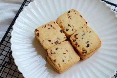 China 120g Custom Cranberry Butter Cookies Biscuits Refrigerated Packaging for sale