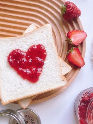 Cina Pacchetto portatile 120g Dolci Dolci Dolci Toast francese alla fragola personalizzato in vendita
