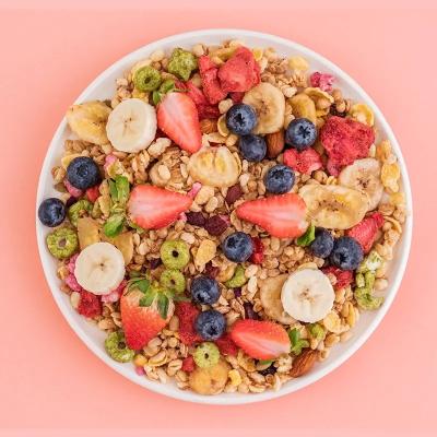 Cina High Fiber Instant Wheat Cereal Oatmeal In Bag With Dried Fruit Nut 360g Breakfast Granola Oat in vendita