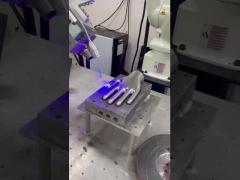 Máquina de soldadura por láser de robot de 3000W 1070nm Brazo de robot de láser de fibra