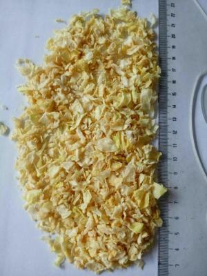 China DRIED YELLOW ONION GRANULES 10x10mm(2017 NEW PRODUCTS) for sale