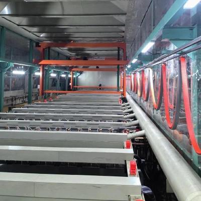 Chine Ligne d'anodisation automatique robuste avec ponts roulants en acier inoxydable pour grandes pièces en aluminium à vendre