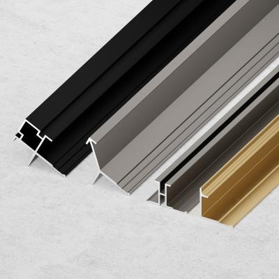 Cina Linea di anodizzazione automatica personalizzabile con 4 vasche di colorazione per l'estetica di parti in alluminio in vendita