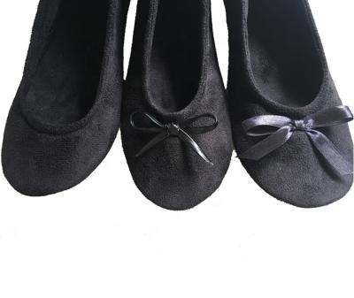 China Fold up Shoes Ballerina Flats Foldable Ballet Shoes Wholesale Indoor Ballerina Slipper for sale