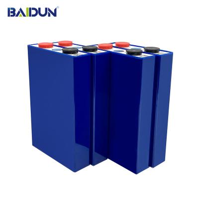 Cina la batteria del fosfato del ferro del litio di 3.2V LF105 imballa i 3500 cicli ricaricabili in vendita