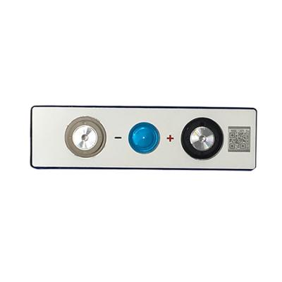 中国 3.2V 105Ahの太陽3Cのための再充電可能なリチウム イオン電池のパック 販売のため