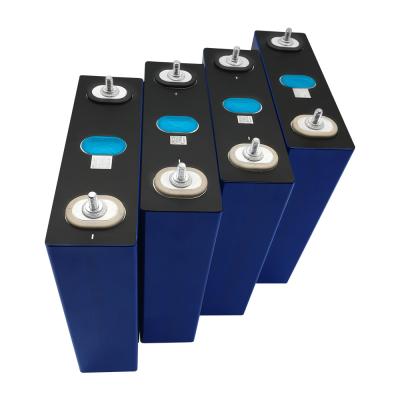 Cina Pila secondaria a energia solare blu di M6 Lifepo4 3.2V 230Ah in vendita