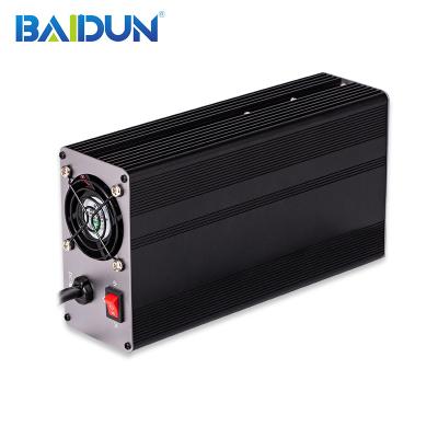 Cina ROHS 1300W ha valutato la tassa veloce 15A del caricabatteria Lifepo4 in vendita