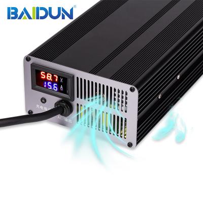 Cina ROHS 1300W ha valutato la tassa veloce 15A del caricabatteria Lifepo4 in vendita