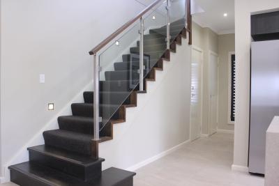 China Customized Modern High Quality Stainless Steel Glass Railing for Stairs for sale