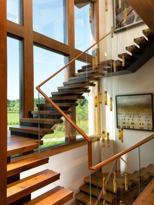 China Wooden staircase straight stair with laminated glass railing modern design for sale