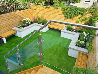 China Balcony Design Glass Railing/ Glass Balustrade with Stainless Steel Post for sale