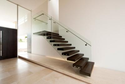 China Build Floating Stair with clear glass railing for sale
