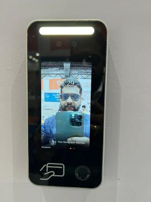 China terminales Android 5,1 del reconocimiento de cara de la atención de la pantalla LCD de 8Inches IPS en venta