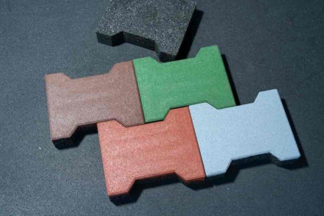 Rubber pellets packaging