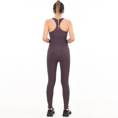 Cina 75% riciclano il Activewear della palestra dell'elastam del poliestere 25% mettono il reggiseno di sport e gli insiemi di Legging in vendita