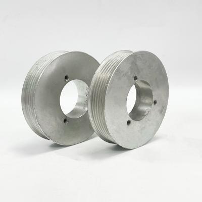 China Precisie gesmeed aluminium V-Groove katrol ¢ Custom CNC Broaching & Multi-Rib Design Te koop