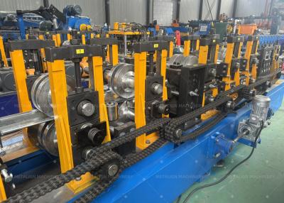 Cina Macchina di formazione di rotoli di purlino a doppio strato ad alta precisione con 18 stazioni di formazione e motore da 5,5 kW in vendita