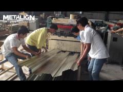 Máquina de revestimento de pisos de alta velocidade para revestimento de rolos de relevo para produção de revestimento de pisos reforçado