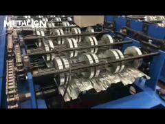 High Precision Chain Drive Floor Deck Roll Forming Machine voor geribbed vloer dek paneel