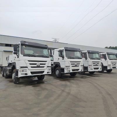 China Zf Steering 315/80r22.5 Tires Sinotruk HOWO 10 Wheels 6X4 International Tractor Truck Head for sale