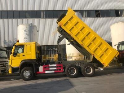 Cina Sino HOWO 10 Ruote 371HP 18m3 20m3 RC Truck Dump 9 tonnellate Capacità di carico dell'asse anteriore in vendita