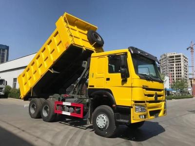 中国 ラジアルタイヤ設計HOWO ウガンダで25-30トンの容量を持つ10輪型ティッパートラック 販売のため
