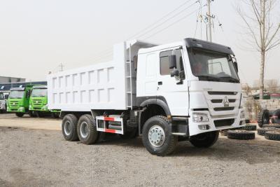China Op maat gemaakte aanvraag Sinotruck HOWO 6X4 Gebruikte dumptruck in Botswana met aanpassing Te koop
