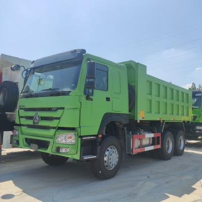 Cina Sinotruk HOWO 371HP Coal Man Diesel Tipper Dump Truck con motore Wd615.47.D12.42 in vendita
