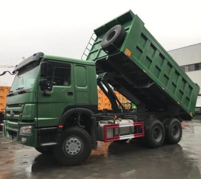 Cina 6X4 HOWO Sinotruk 371 Dumper Truck con sistema di sterzo Zf8118 e certificazione ISO in vendita