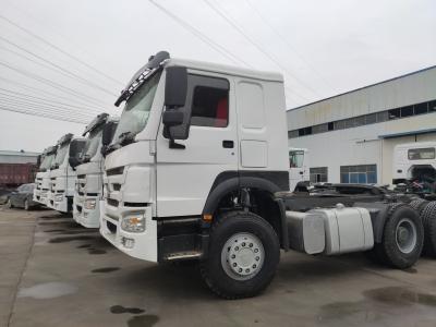 Cina Howo usato testa del trattore con capacità di carico da 40-60 tonnellate e capacità del motore > 8L in vendita