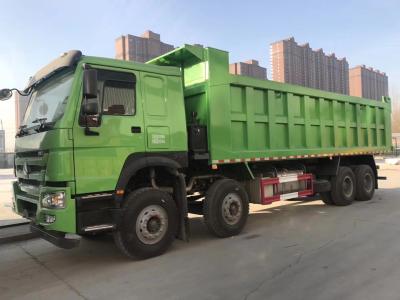China Gebruikte Sinotruk HOWO 8X4 12 wielen 40tons dumptruck met after-sales service ondersteuning Te koop