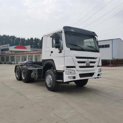 中国 10ホイラー 375HP 自動車用 トラクター トレーラー トラックヘッド エンジン容量>8L 販売のため