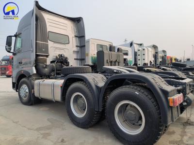 Cina Capo rimorchio per trattori HOWO 6*4 utilizzato con capacità di carico da 21 a 30 t e asse anteriore da 9 t in vendita