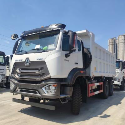中国 375HP 400HP 420HP Sinotruk ダンプティッパー トラック フロントリフティングと半径タイヤ設計 販売のため