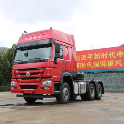Cina HOWO A7 10 ruote carro attrezzi capo rimorchio con cambio Hw19710 e pneumatici 315/80r22.5 in vendita