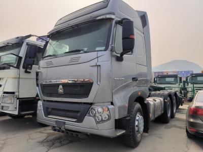 Cina 6X4 Sinotruk HOWO Trattivo pesante Camione capo rimorchio con Wd615.47 Capacità del motore> 8L in vendita