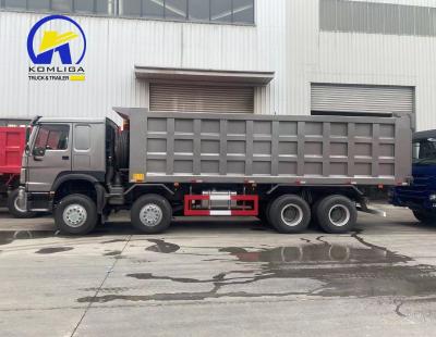 中国 ホワイト HOWO 8X4 ターパー トラック 手動トランスミッション 建設用に最適 販売のため
