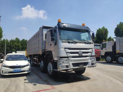 Cina Buone condizioni di seconda mano HOWO 8X4 12 ruote Dump Tipper Truck con certificazione DOT in vendita
