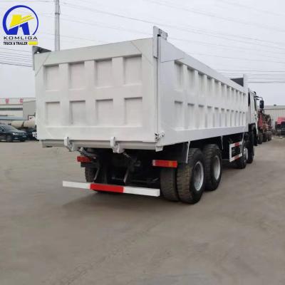 Cina Autocarro di seconda mano 8X4 da 40 a 50 tonnellate con pneumatici Zz3257n3847 in vendita