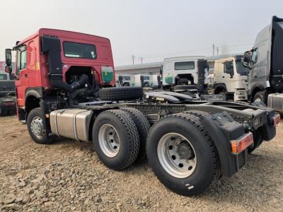 China Sinotruk HOWO Camião de trator usado 10 Rodas Rebocador 6X4 Cabeça Camião de reboque 50 /90 Opcional à venda