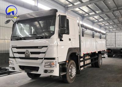 China Gebruikte Sinotruk HOWO 4X2 6 wielen lichte vrachtwagen met dieselmotor model Yn4102qbzl Te koop