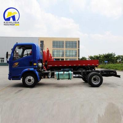 Cina Richiesta personalizzata HOWO camion leggero 4x2 6 ruote camion di scarico carico capacità di carico 1-10t in vendita
