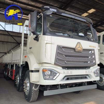 Cina Disegno pneumatico senza tubi Sinotruk HOWO 8X4 camion pesante con trasmissione Wly6t46 in vendita