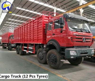 中国 ベイベン・ベンツ 8X8 12ホイール バン スタイル ボックス 貨物 トラック 20cbm バケツ サイズ 5600X2300X1500 販売のため