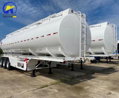 中国 7000~8000mm 輪ベース 炭素鋼/不?? 鋼/アルミ合金燃料タンク トレーラー 販売のため